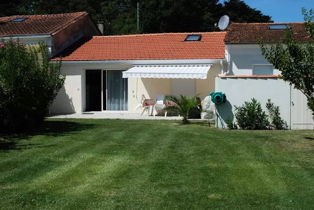 63 M² Maison De Vacances ∙ 3 Chambres ∙ 8 Personnes - Soulac-sur-Mer