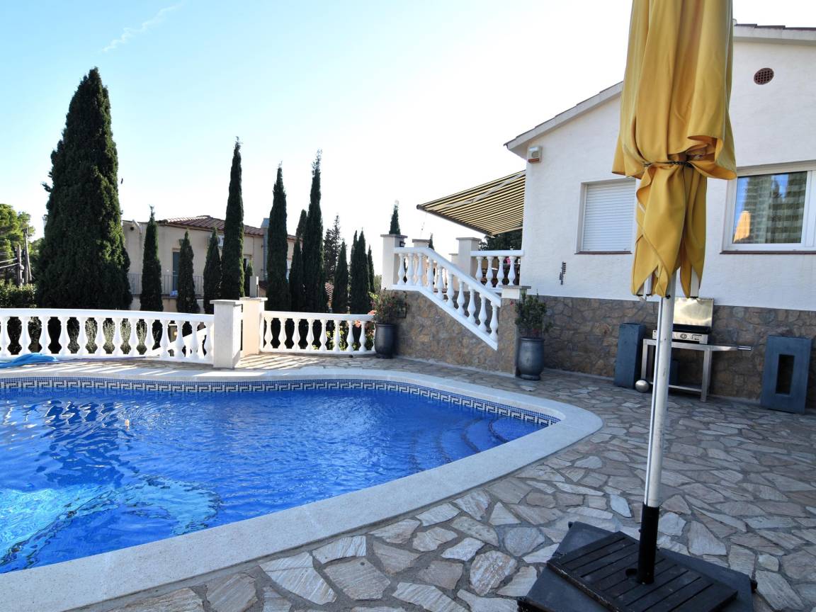 91 M² Maison De Vacances ∙ 4 Chambres ∙ 10 Personnes - Cadaqués