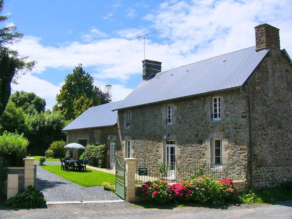 120 M² Cottage ∙ 3 Chambres ∙ 6 Personnes - Coutances