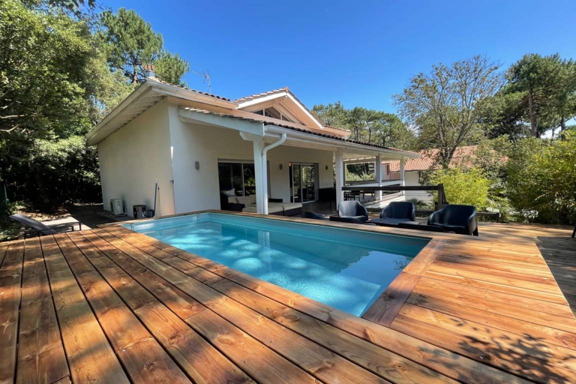 200 M² Villa ∙ 5 Slaapkamers ∙ 10 Gasten - La Teste-de-Buch