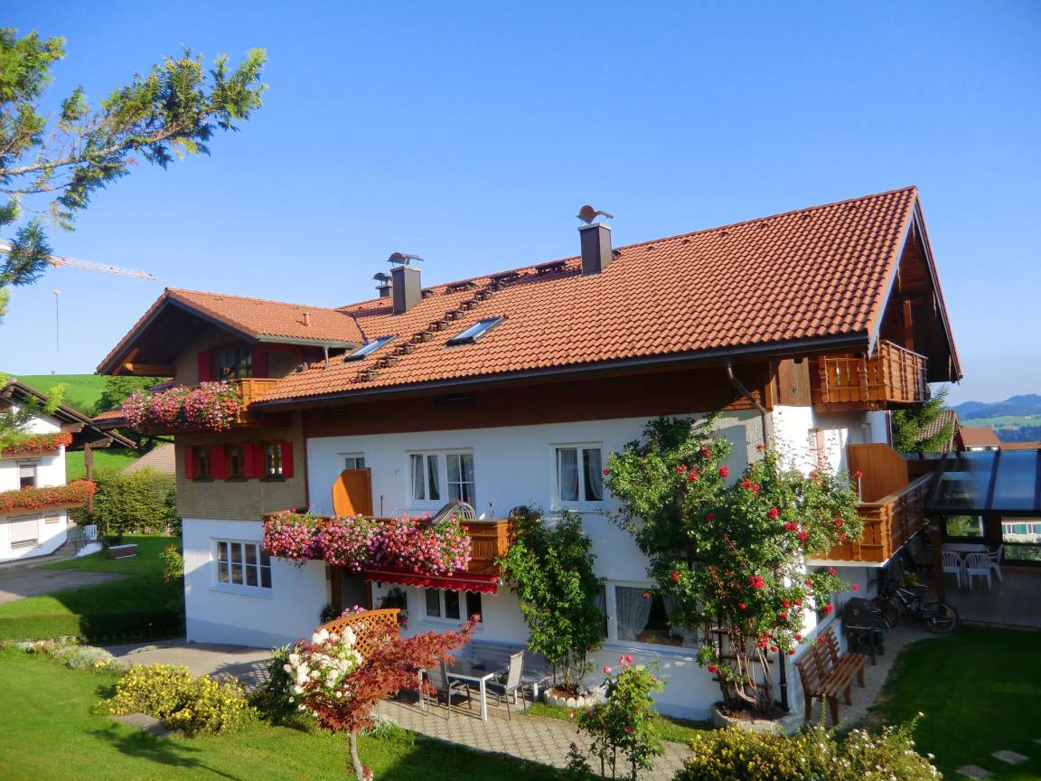 40 M² Ferienwohnung ∙ 1 Schlafzimmer ∙ 3 Gäste - Oberstaufen