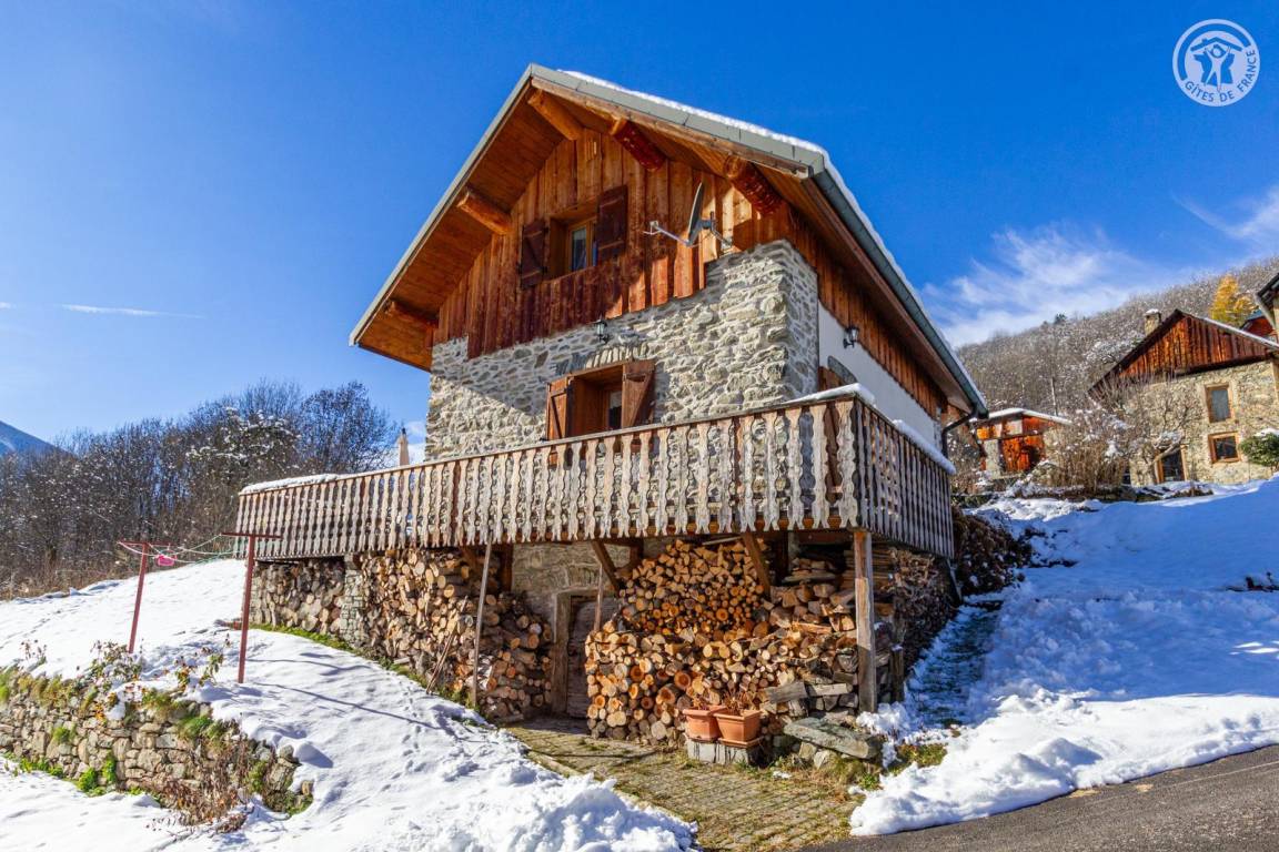 60 M² Gîte ∙ 2 Chambres ∙ 4 Personnes - Savoie