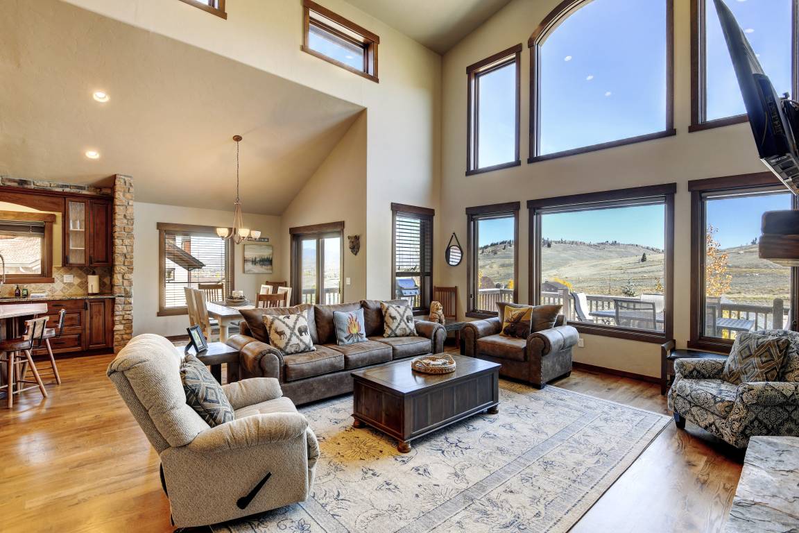 369 M² Cabin ∙ 5 Bedrooms ∙ 12 Guests - Granby, CO