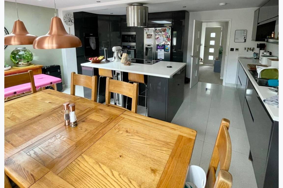 40 M² House ∙ 4 Bedrooms ∙ 7 Guests - Praa Sands