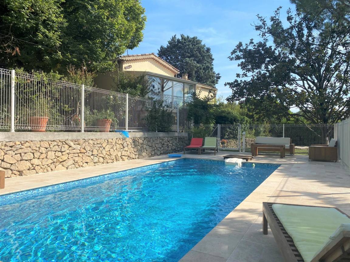 100 M² Villa ∙ 3 Slaapkamers ∙ 8 Gasten - Tourtour