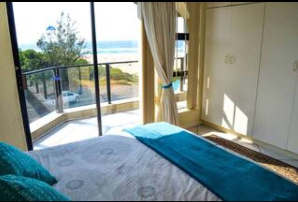 120 M² Apartment ∙ 3 Bedrooms ∙ 6 Guests - Illovo South