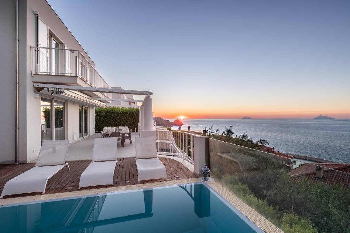 210 M² Villa ∙ 4 Schlafzimmer ∙ 8 Gäste - Capo d’Orlando