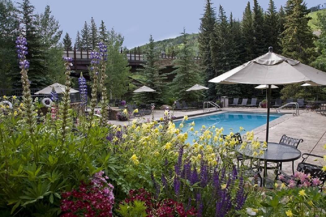 99 M² House ∙ 2 Bedrooms ∙ 6 Guests - Vail, CO