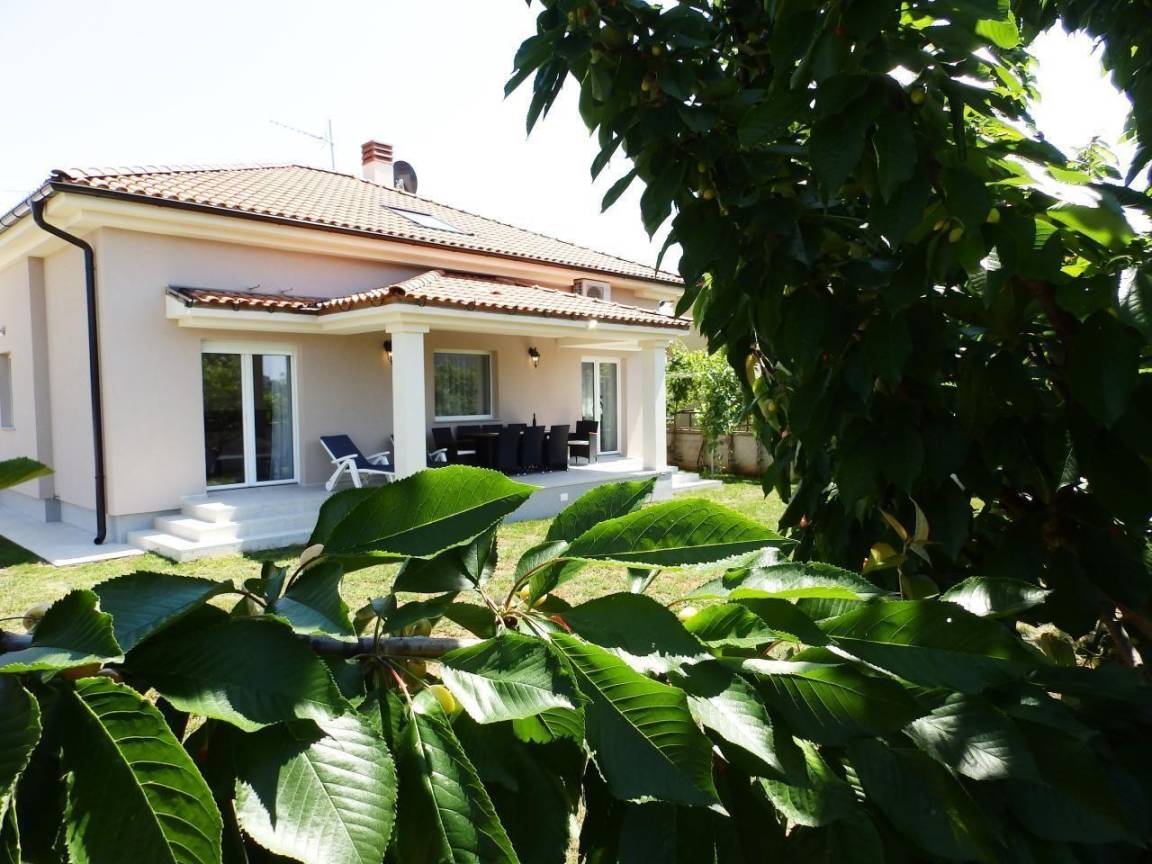 130 M² Casa ∙ 3 Habitaciones ∙ 8 Huéspedes - Pula