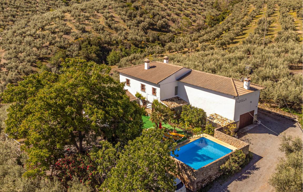 260 M² Casa ∙ 5 Habitaciones ∙ 10 Huéspedes - Alcaudete