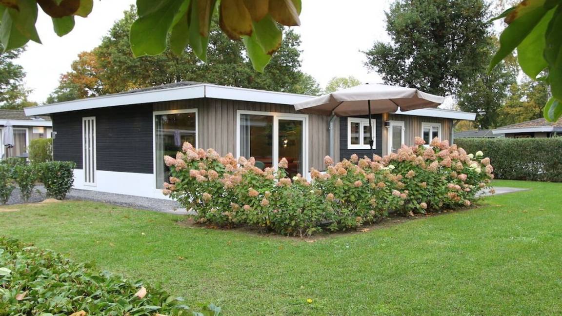 85 M² Maison De Vacances ∙ 3 Chambres ∙ 6 Personnes - Roermond