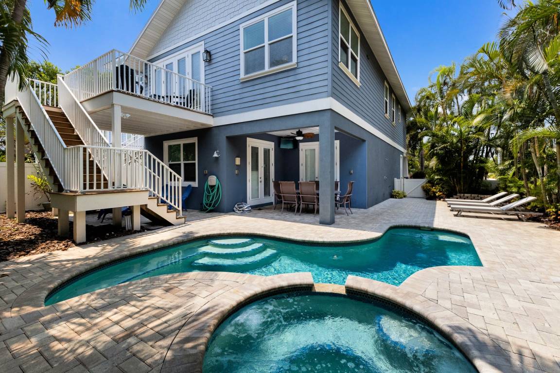 129 M² House ∙ 3 Bedrooms ∙ 6 Guests - Holmes Beach, FL