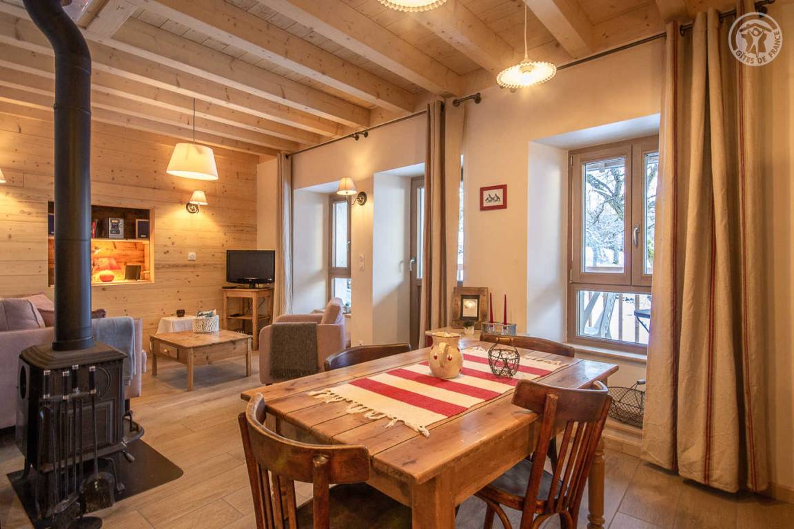 53 M² Gîte ∙ 2 Chambres ∙ 4 Personnes - Lescheraines
