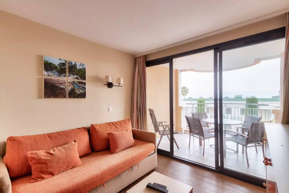 28 M² Appartement ∙ 1 Chambre ∙ 5 Personnes - ibis Cannes Plage La Bocca