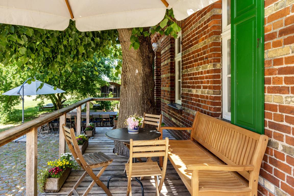 240 M² Ferienhaus ∙ 7 Schlafzimmer ∙ 24 Gäste - Bad Wilsnack