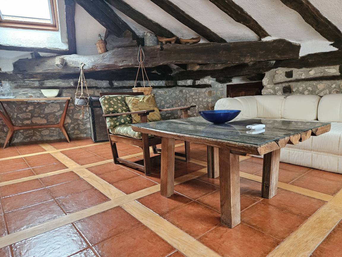 50 M² Apartamento ∙ 2 Habitaciones ∙ 4 Huéspedes - Laredo, España