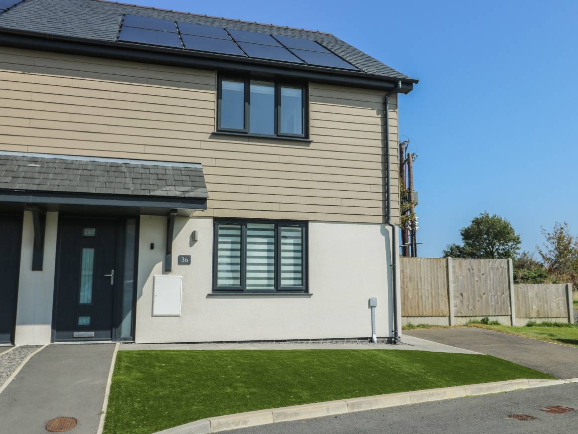 Cottage ∙ 3 Bedrooms ∙ 6 Guests - Benllech