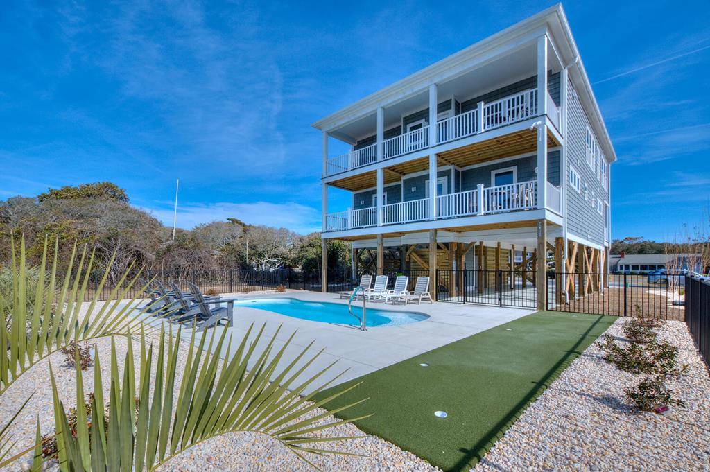 House ∙ 6 Bedrooms ∙ 16 Guests - Southport, NC