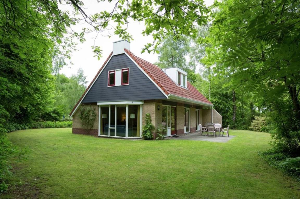 100 M² Huis ∙ 5 Slaapkamers ∙ 10 Gasten - Ommen
