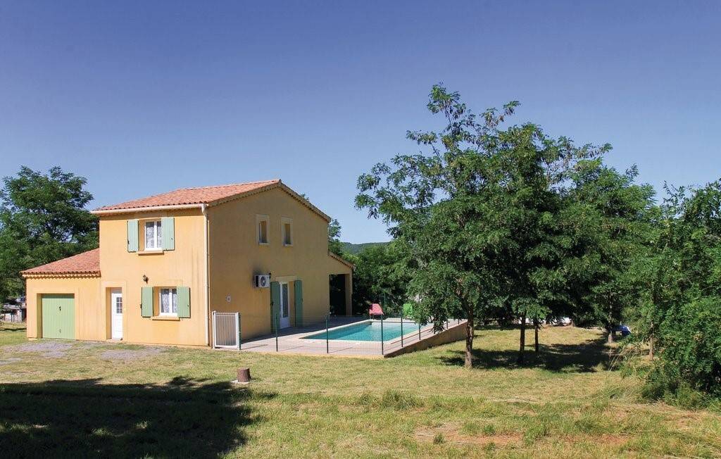 135 M² Villa ∙ 3 Chambres ∙ 6 Personnes - Saint-Alban-Auriolles