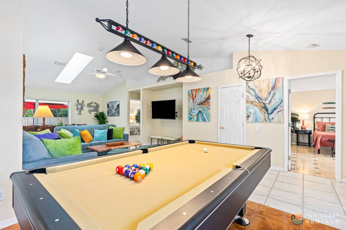 205 M² House ∙ 4 Bedrooms ∙ 12 Guests - New Smyrna Beach, FL