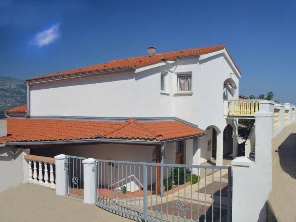 42 M² Apartment ∙ 1 Bedroom ∙ 2 Guests - Starigrad