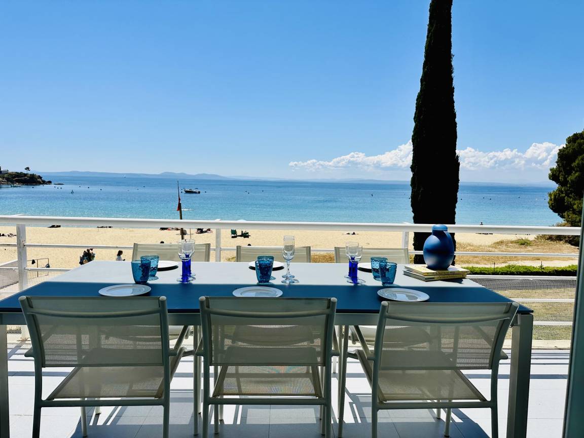 60 M² Apartment ∙ 2 Bedrooms ∙ 4 Guests - Cadaqués