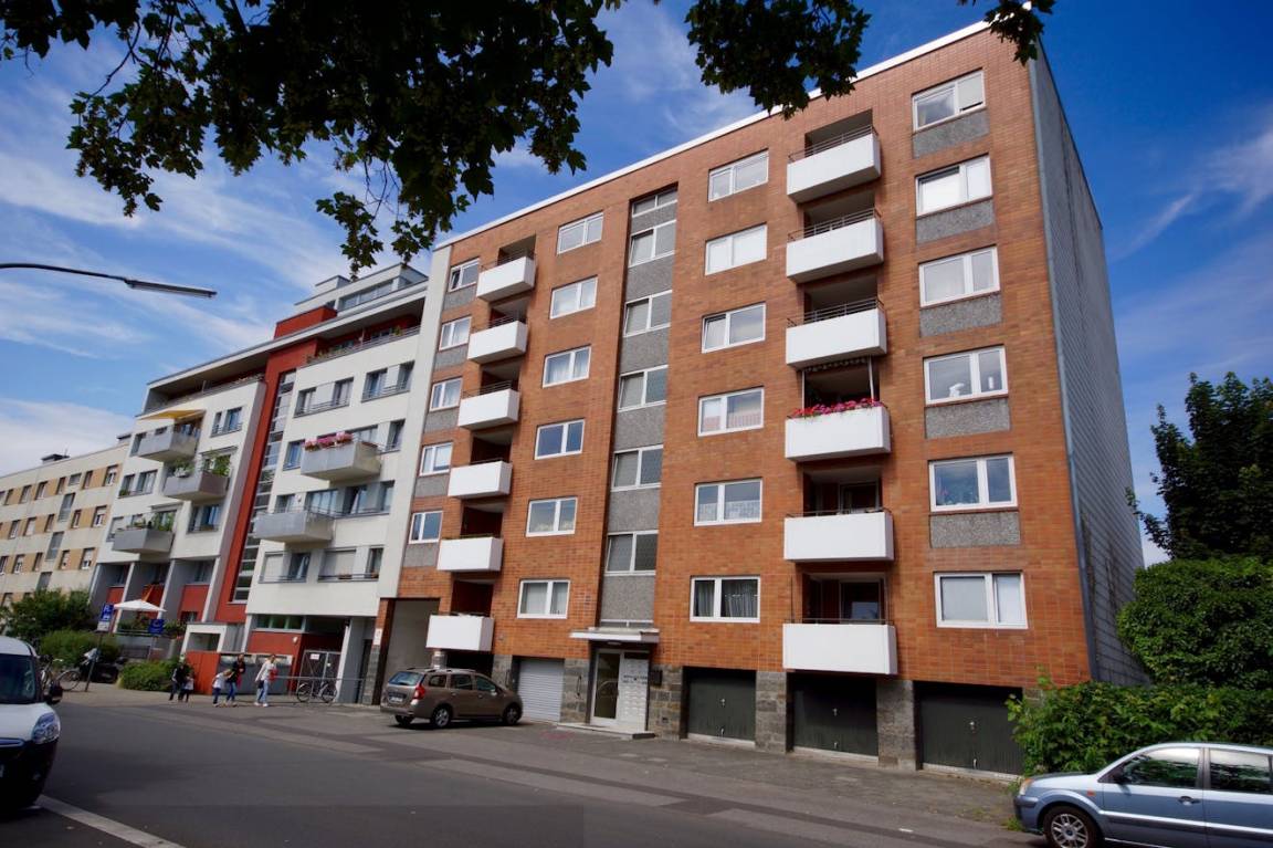 42 M² Apartment ∙ 1 Guest - Bergisch Gladbach