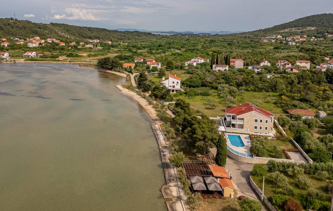 63 M² Apartment ∙ 2 Bedrooms ∙ 4 Guests - Biograd na Moru, Croatia