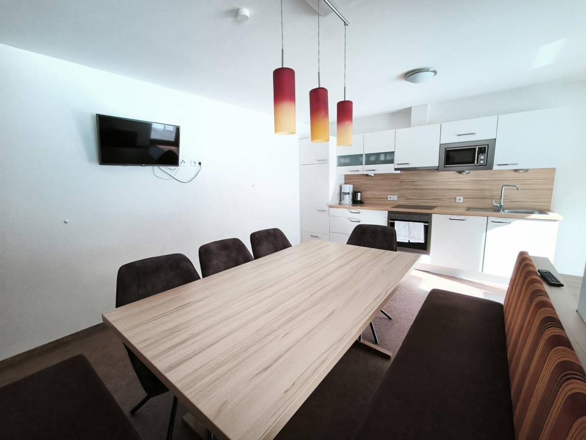 96 M² Apartment ∙ 4 Bedrooms ∙ 8 Guests - Obergurgl