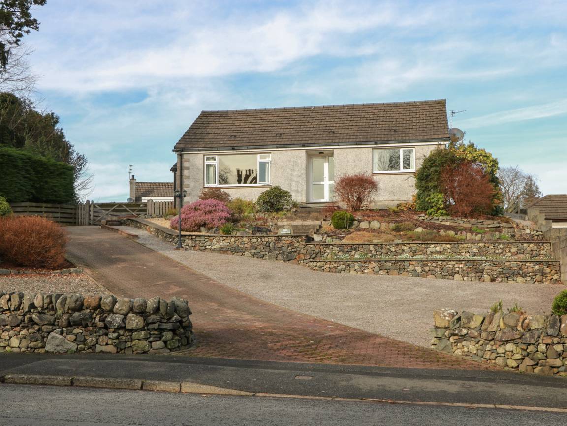 Cottage ∙ 2 Bedrooms ∙ 4 Guests - Newton Stewart