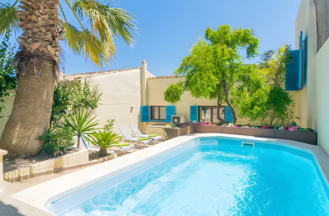 200 M² Maison De Vacances ∙ 3 Chambres ∙ 7 Personnes - Cala Mesquida