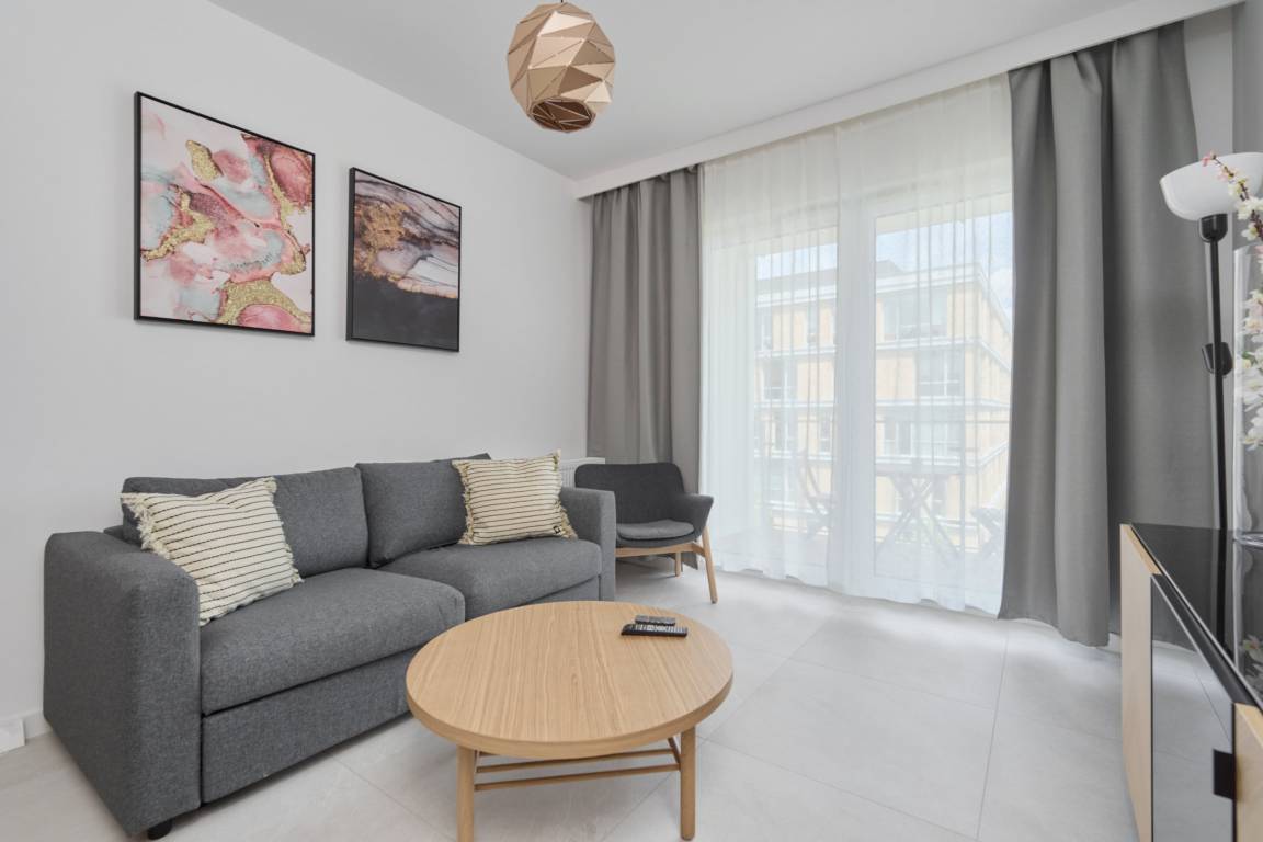 65 M² Ferienwohnung ∙ 2 Schlafzimmer ∙ 6 Gäste - Posen