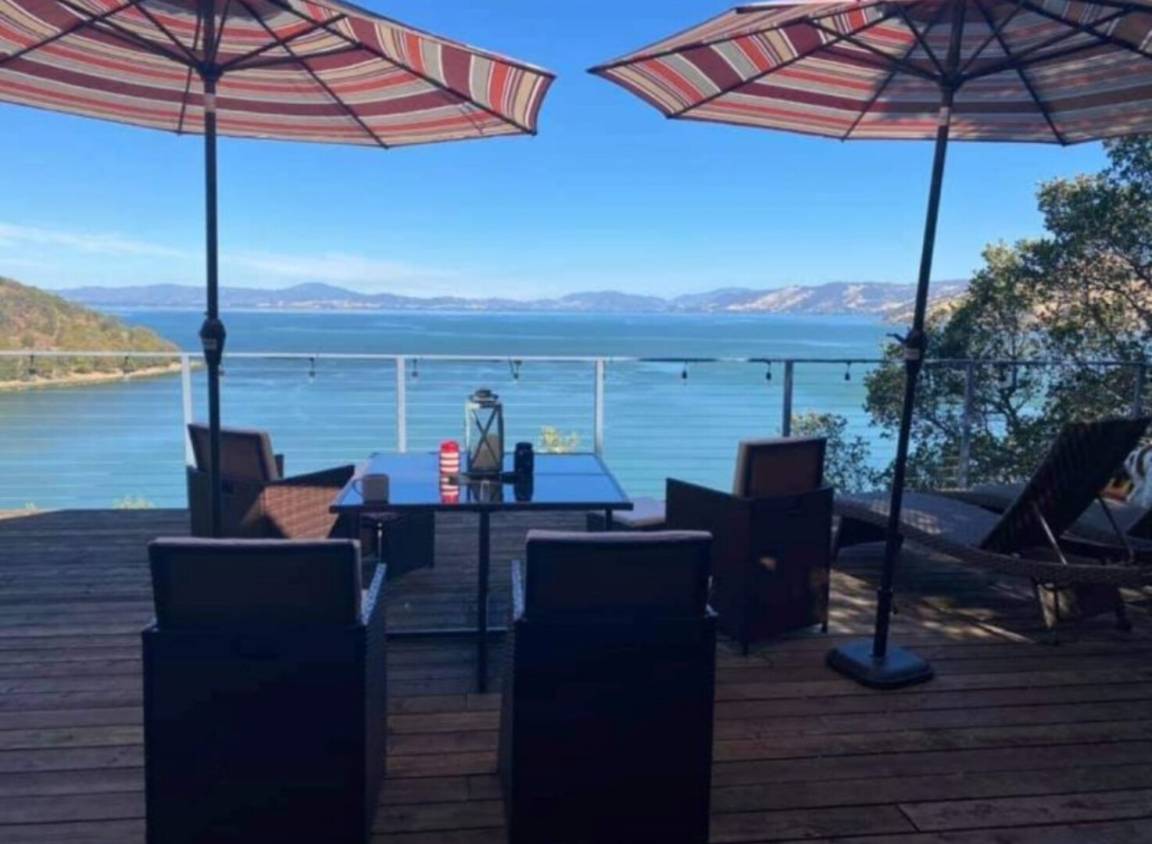 149 M² House ∙ 2 Bedrooms ∙ 6 Guests - Kelseyville, CA