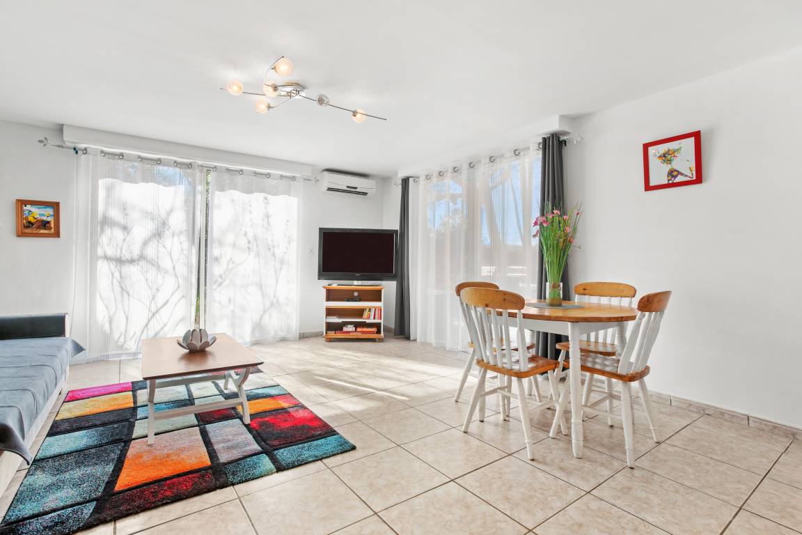 58 M² Maison De Vacances ∙ 1 Chambre ∙ 4 Personnes - Pourrières