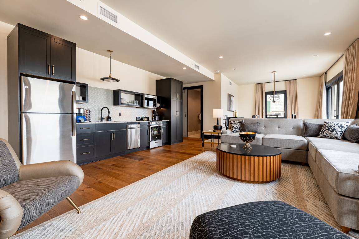 147 M² Apartment ∙ 4 Bedrooms ∙ 10 Guests - Metairie, LA