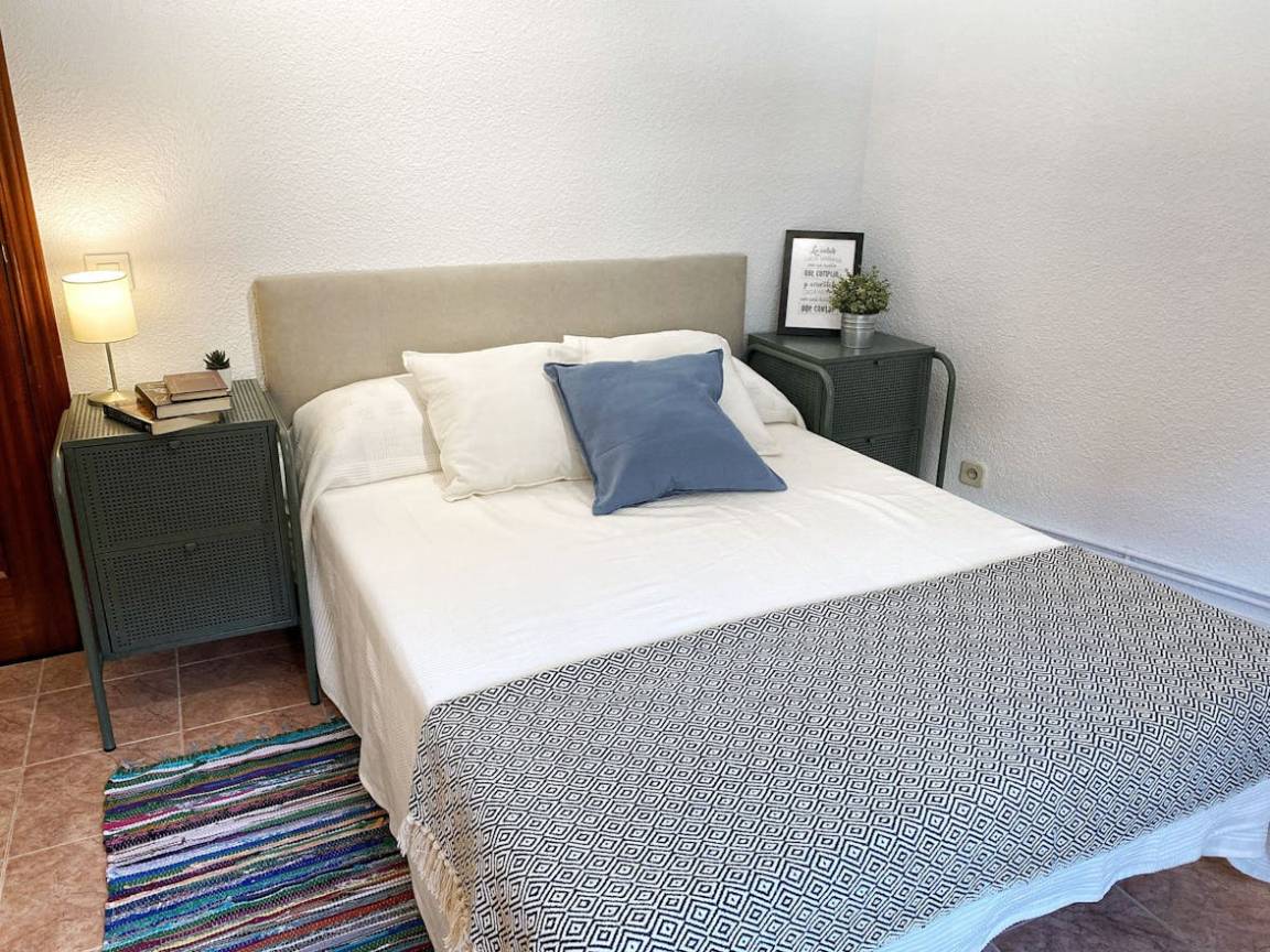 69 M² Apartamento ∙ 3 Habitaciones ∙ 4 Huéspedes - Majadahonda