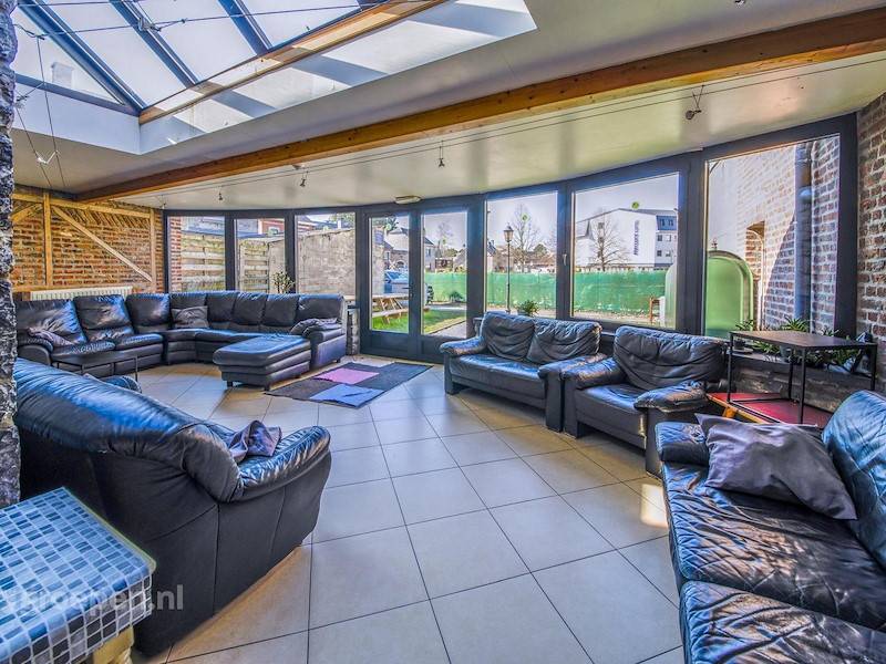 Casa ∙ 5 Habitaciones ∙ 15 Huéspedes - Belgium