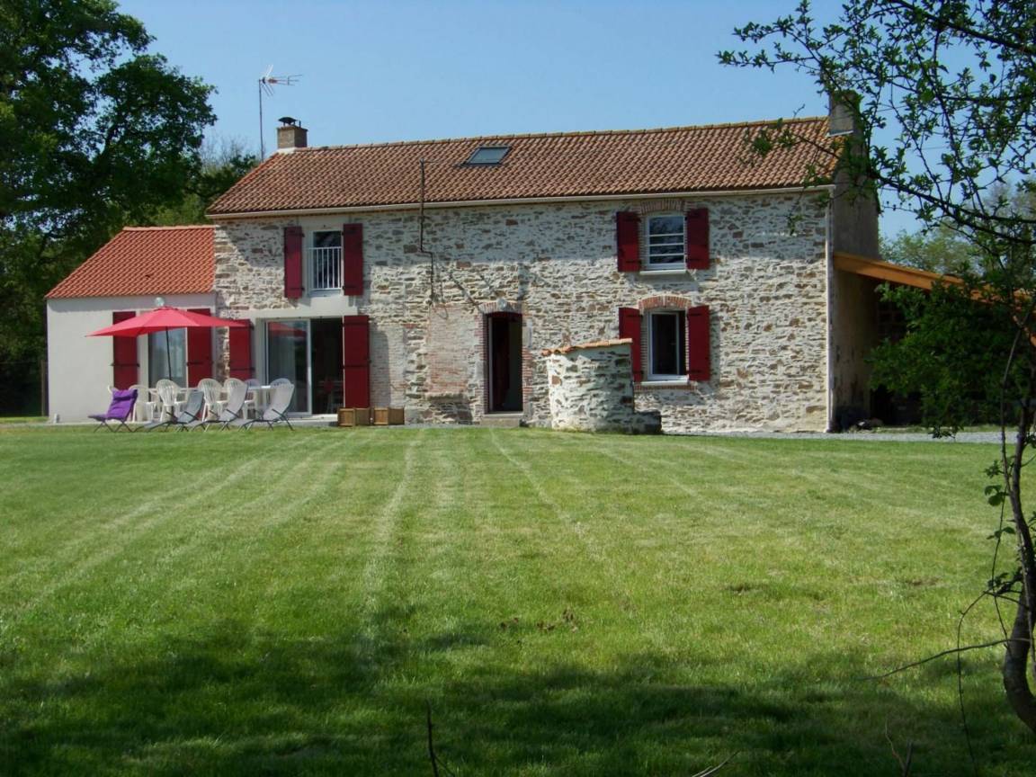 155 M² Cottage ∙ 4 Chambres ∙ 10 Personnes - La Roche-sur-Yon