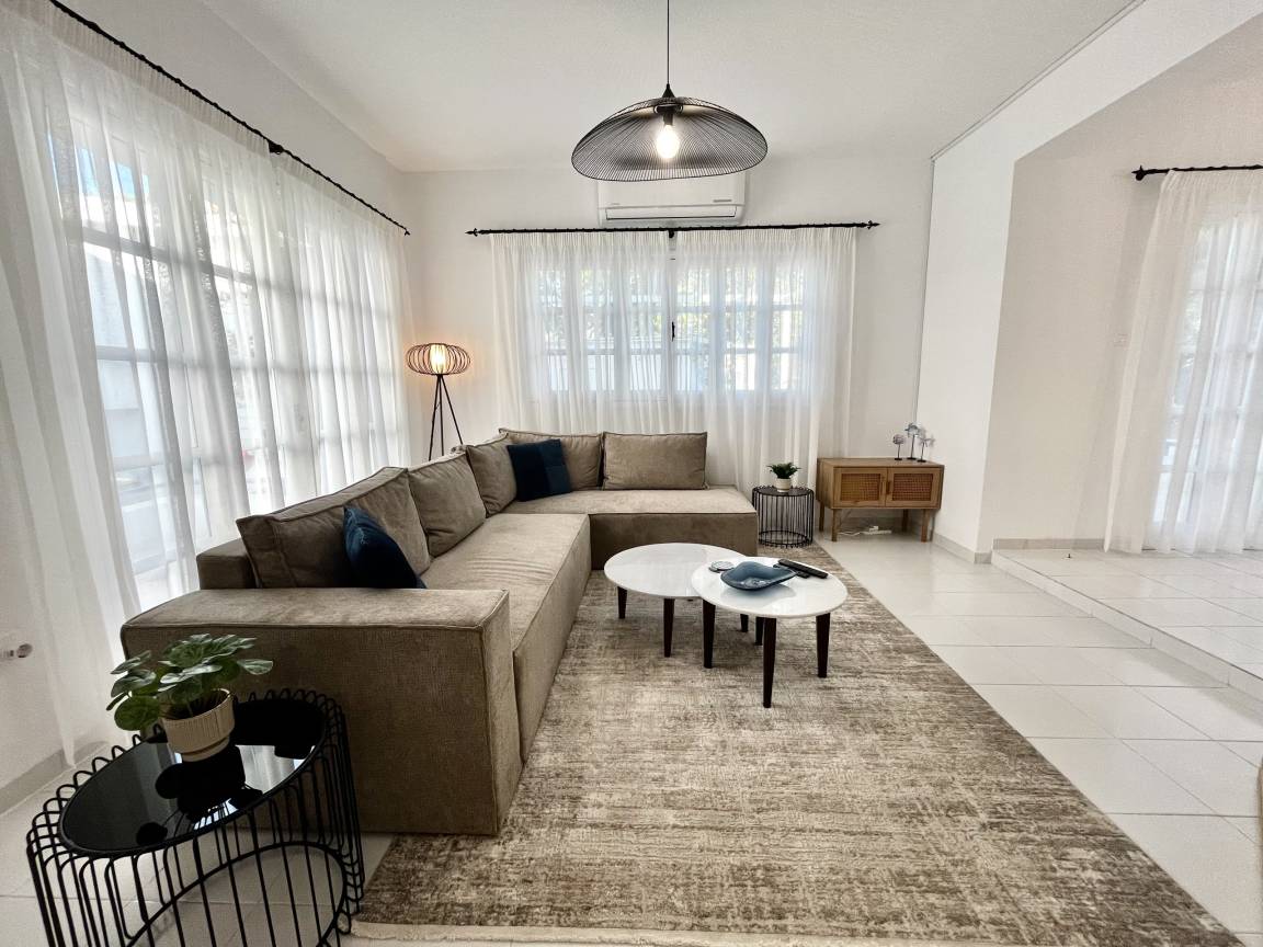 110 M² Villa ∙ 3 Bedrooms ∙ 8 Guests - Protaras