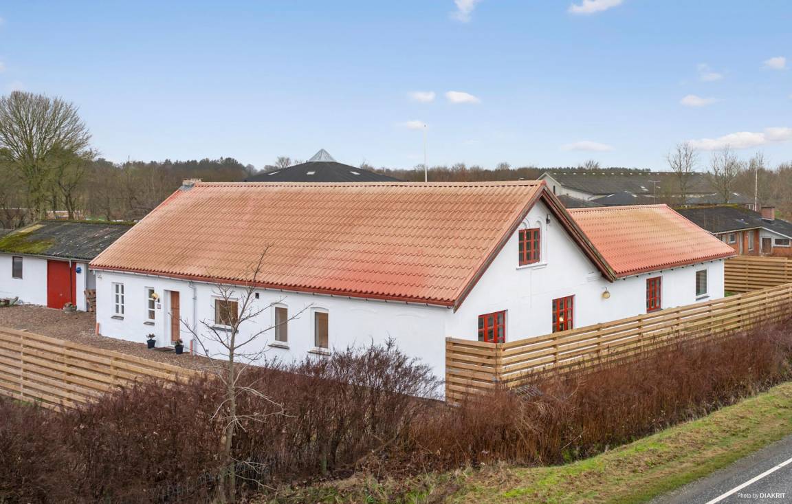 300 M² Ferienhaus ∙ 6 Schlafzimmer ∙ 16 Gäste - Billund