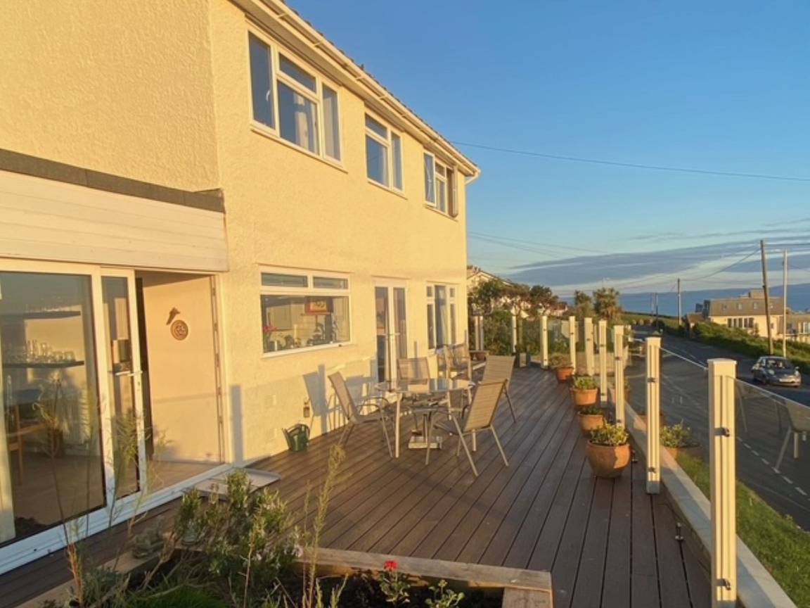 Cottage ∙ 4 Bedrooms ∙ 6 Guests - Bridgend