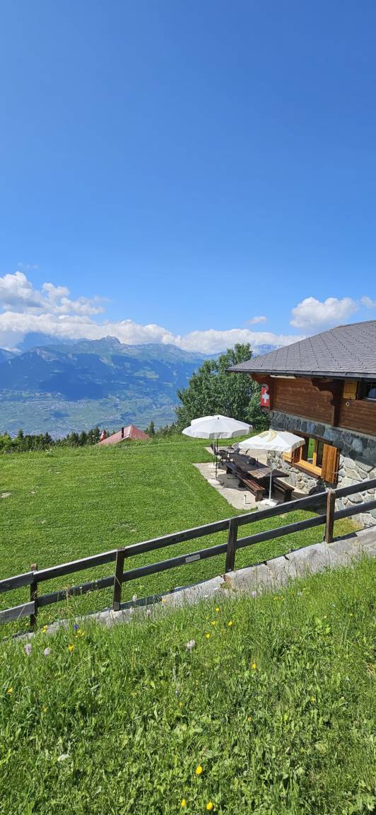 120 M² Chalet ∙ 4 Camere Da Letto ∙ 8 Ospiti - Sion