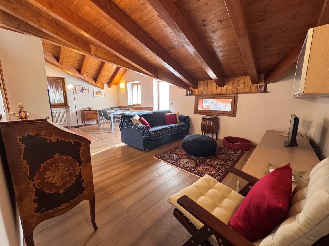 76 M² Apartment ∙ 2 Bedrooms ∙ 4 Guests - Pinzolo