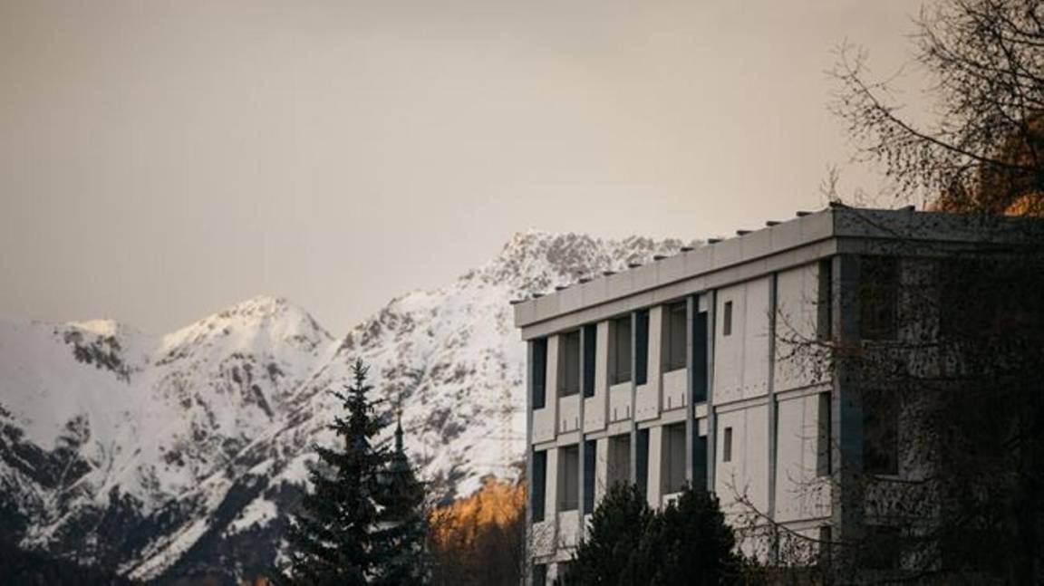 Ferienwohnung ∙ 1 Schlafzimmer ∙ 2 Gäste - Pontresina
