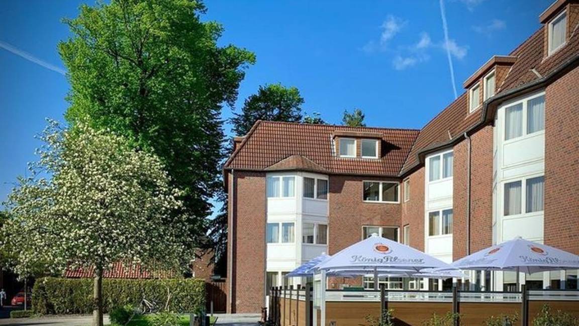 38 M² Hotel ∙ 3 Quartos ∙ 5 Hóspedes - Aurich