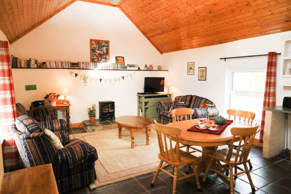 85 M² Casa Rural ∙ 2 Habitaciones ∙ 5 Huéspedes - Irlanda