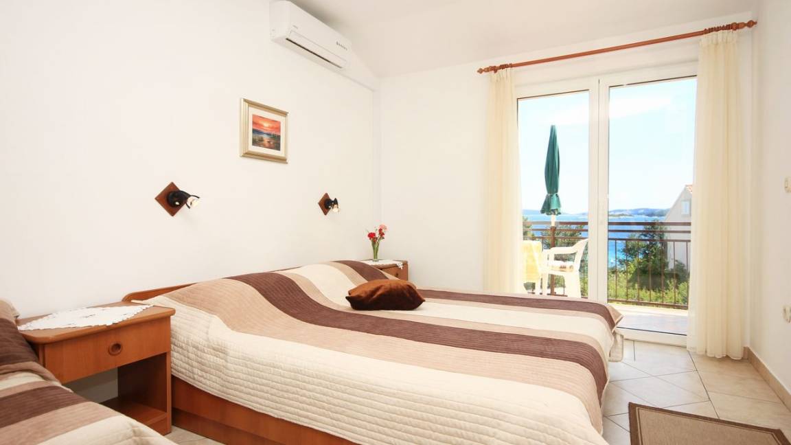 18 M² Hotel ∙ 1 Bedroom ∙ 3 Guests - Korčula