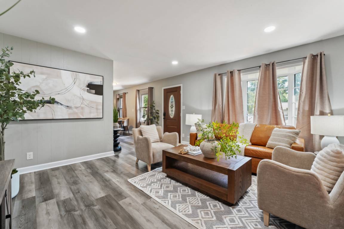 88 M² House ∙ 3 Bedrooms ∙ 8 Guests - Bartlett, IL
