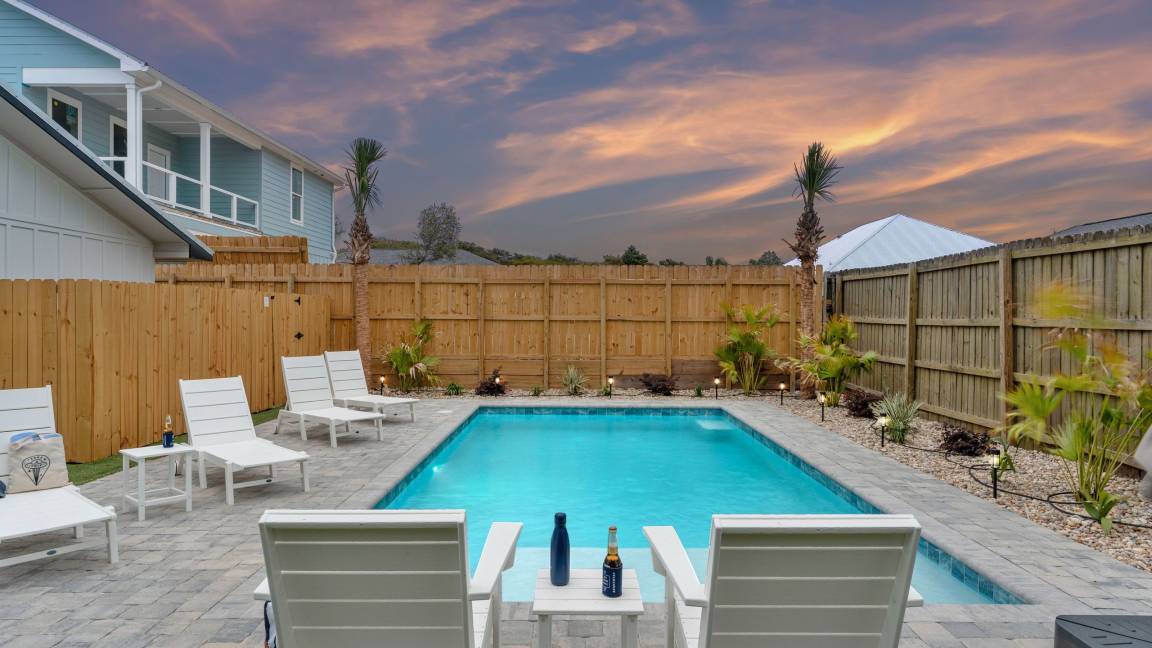 106 M² House ∙ 2 Bedrooms ∙ 8 Guests - Rosemary Beach, FL